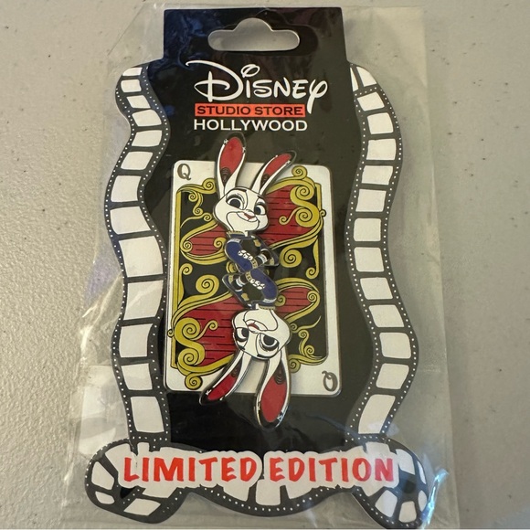 Disney | Accessories | Disney Pin Dssh Judy Hopps Zootopia Le 40 202 ...